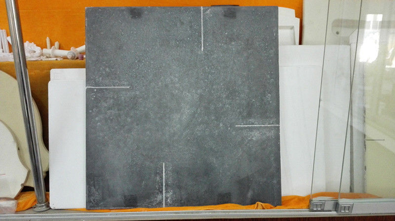 Black Color Refractory Kiln Shelves , Fireproof Silicon Carbide Plate SGS